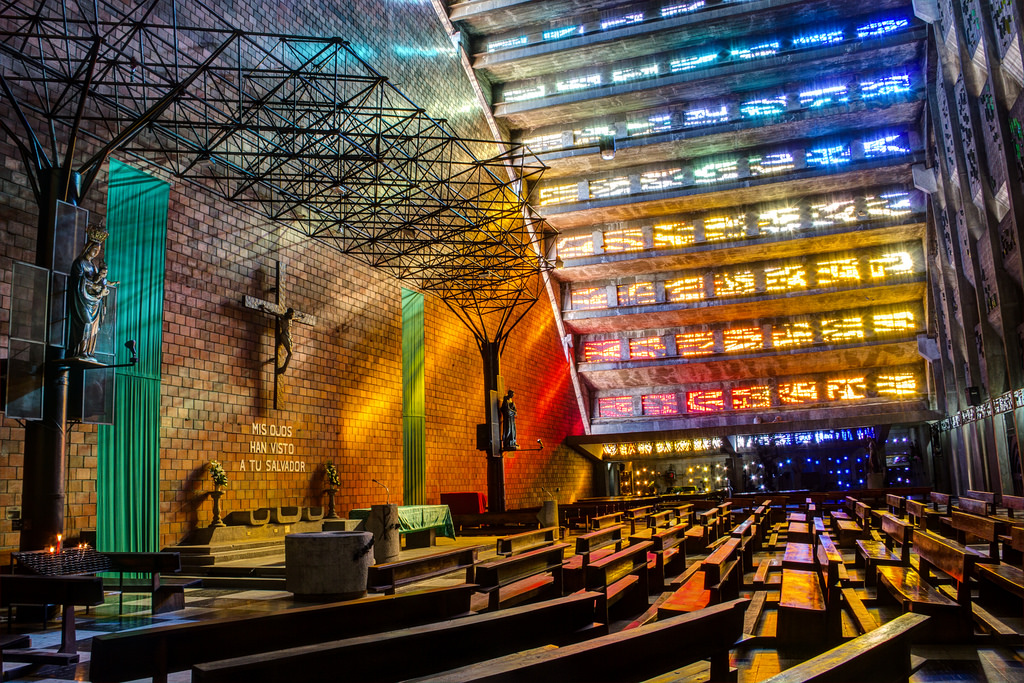 Bearing Witness in Holy Week – The Dandelion Way